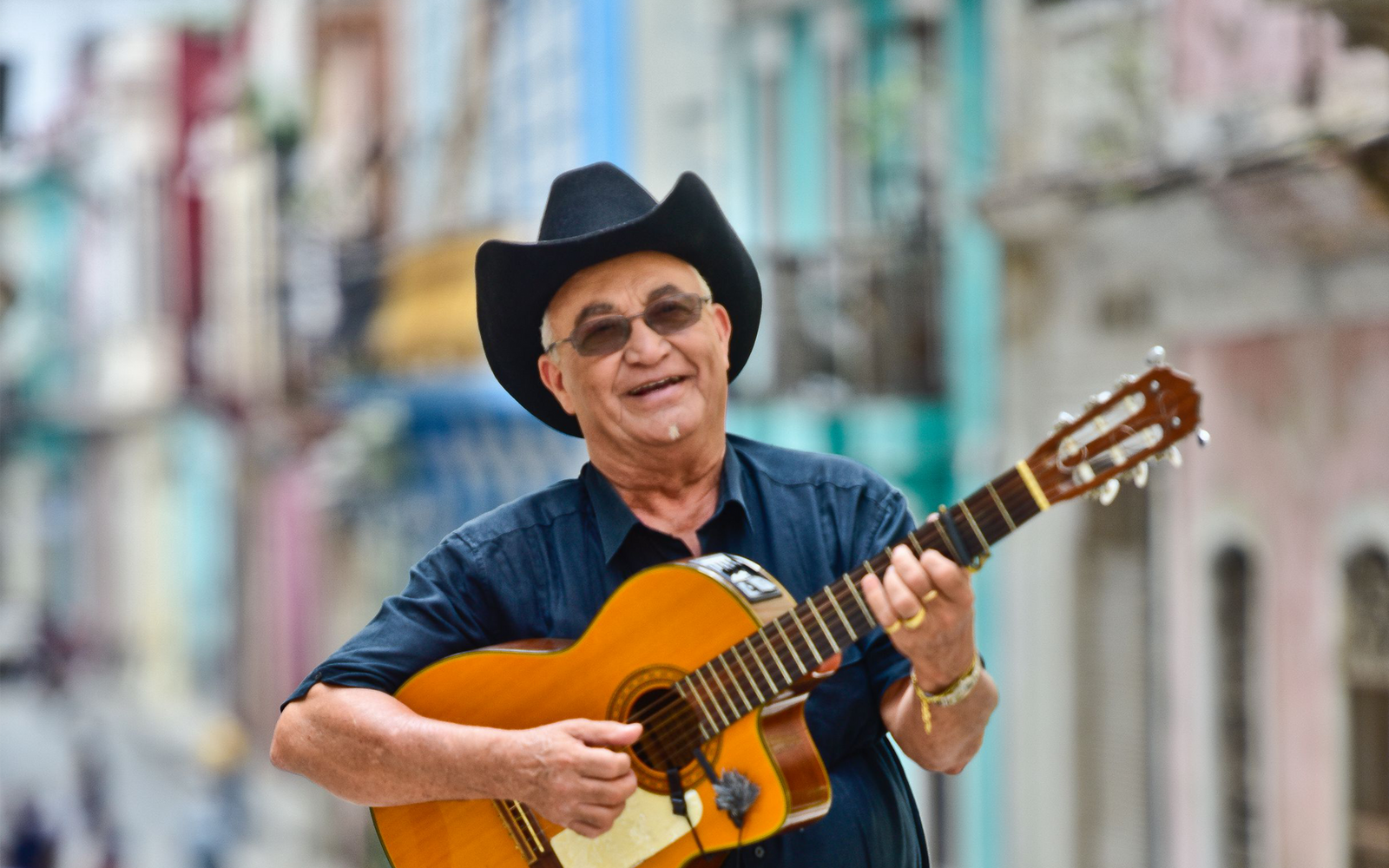 Eliades Ochoa: 'Celebrating 25 years of Buena Vista Social Club' 12-11 ...